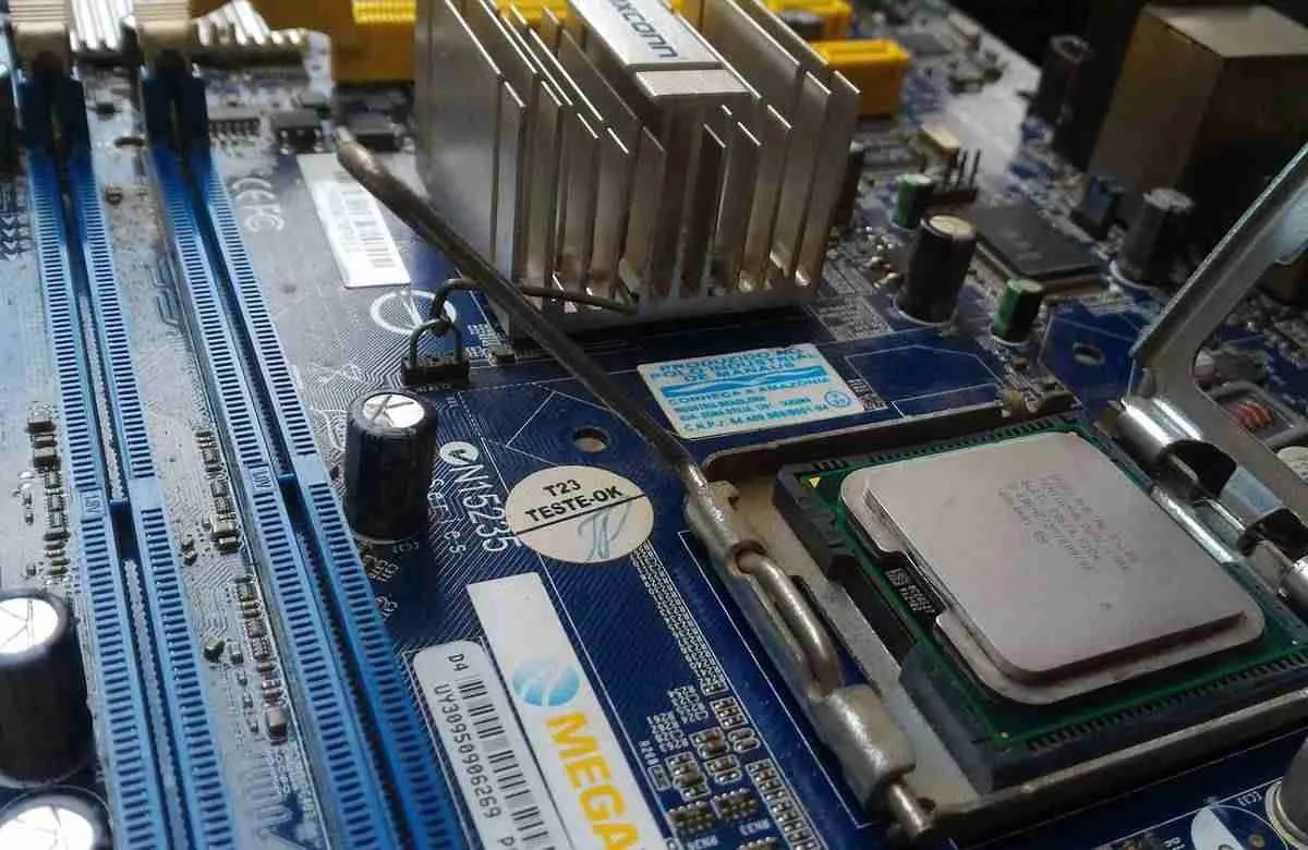 Catania capitale dei micro-chips: la linea pilota dell’Ue - Sicilia L ...