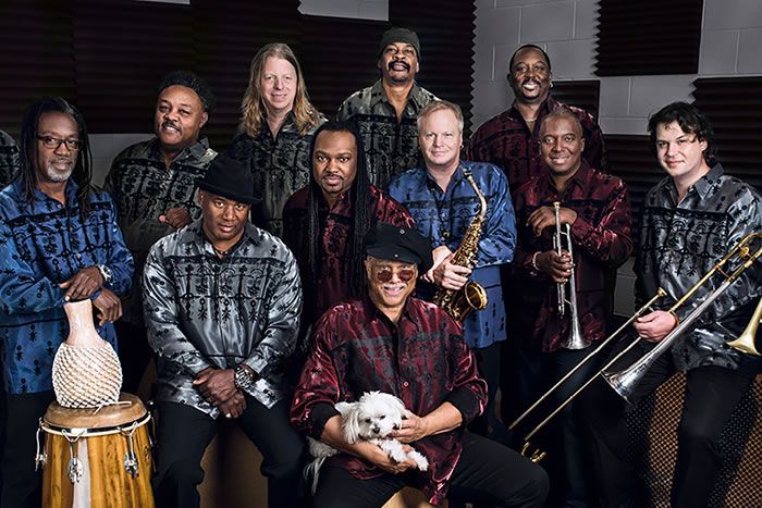 Le Leggende del Funky: Earth, Wind & Fire accendono il Teatro Antico di ...